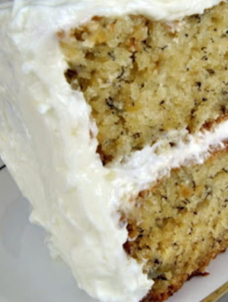 BANANA CAKE WITH BUTTERCREAM FROSTING – 99 EASY RECIPES